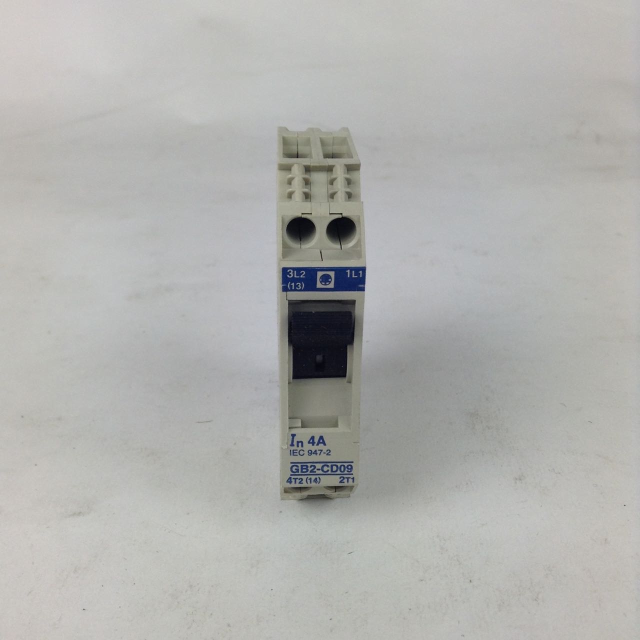 Telemecanique GB2-CD09 | Maxodeals