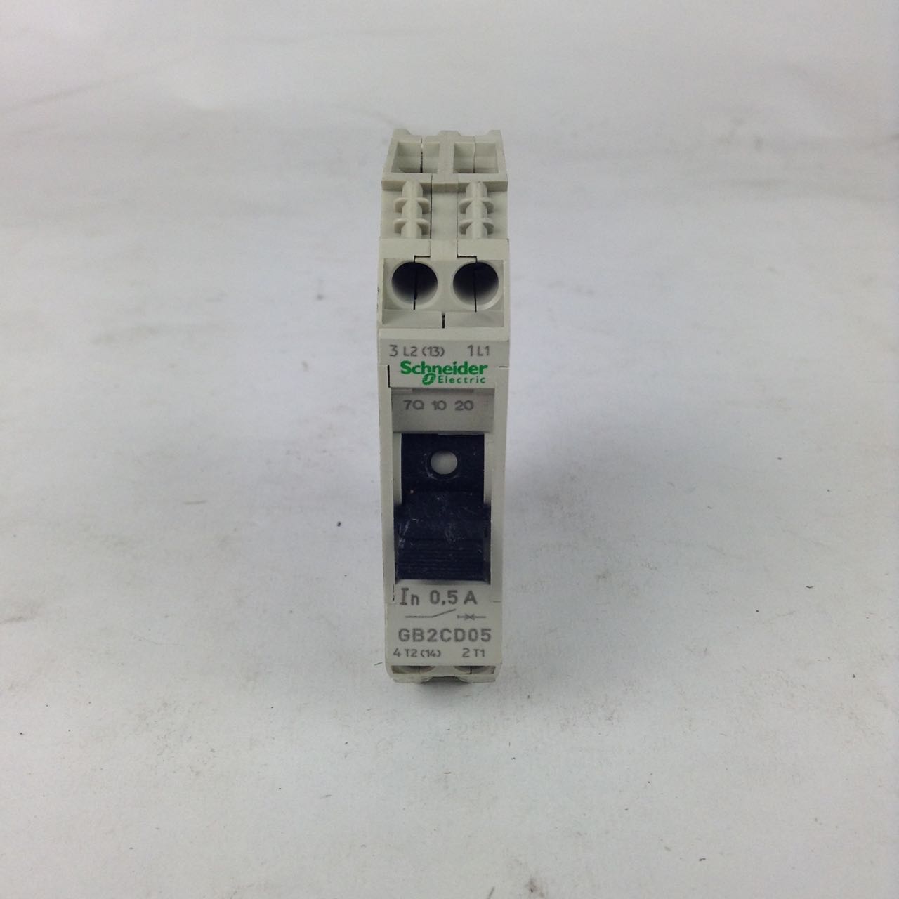 Schneider GB2-CD05 | Maxodeals