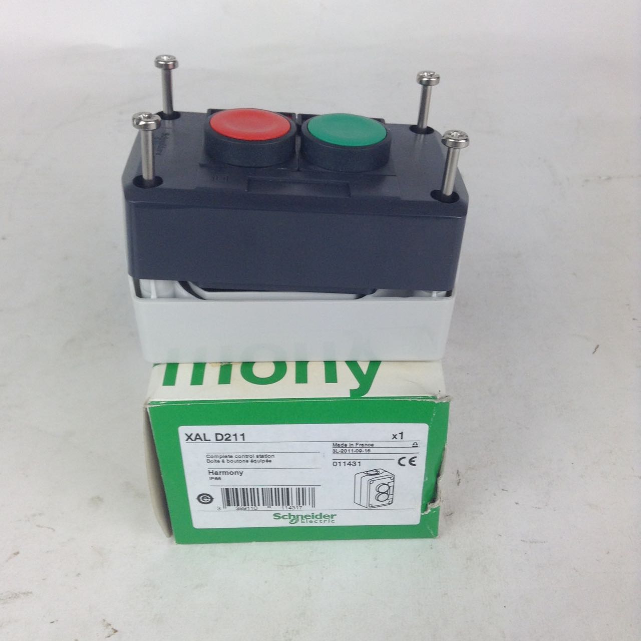 Schneider XALD211 New Factory Packing