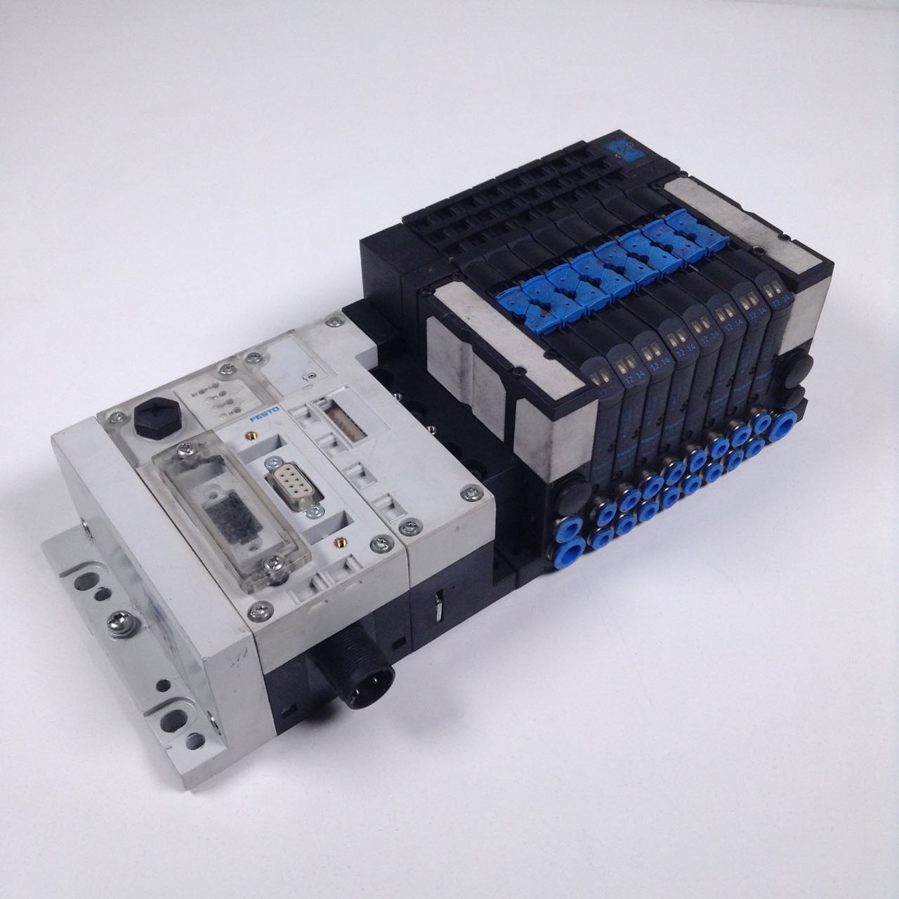 Festo CPA10-VI Valve Terminal 173520 WD02 Valves 173 452 Used UMP