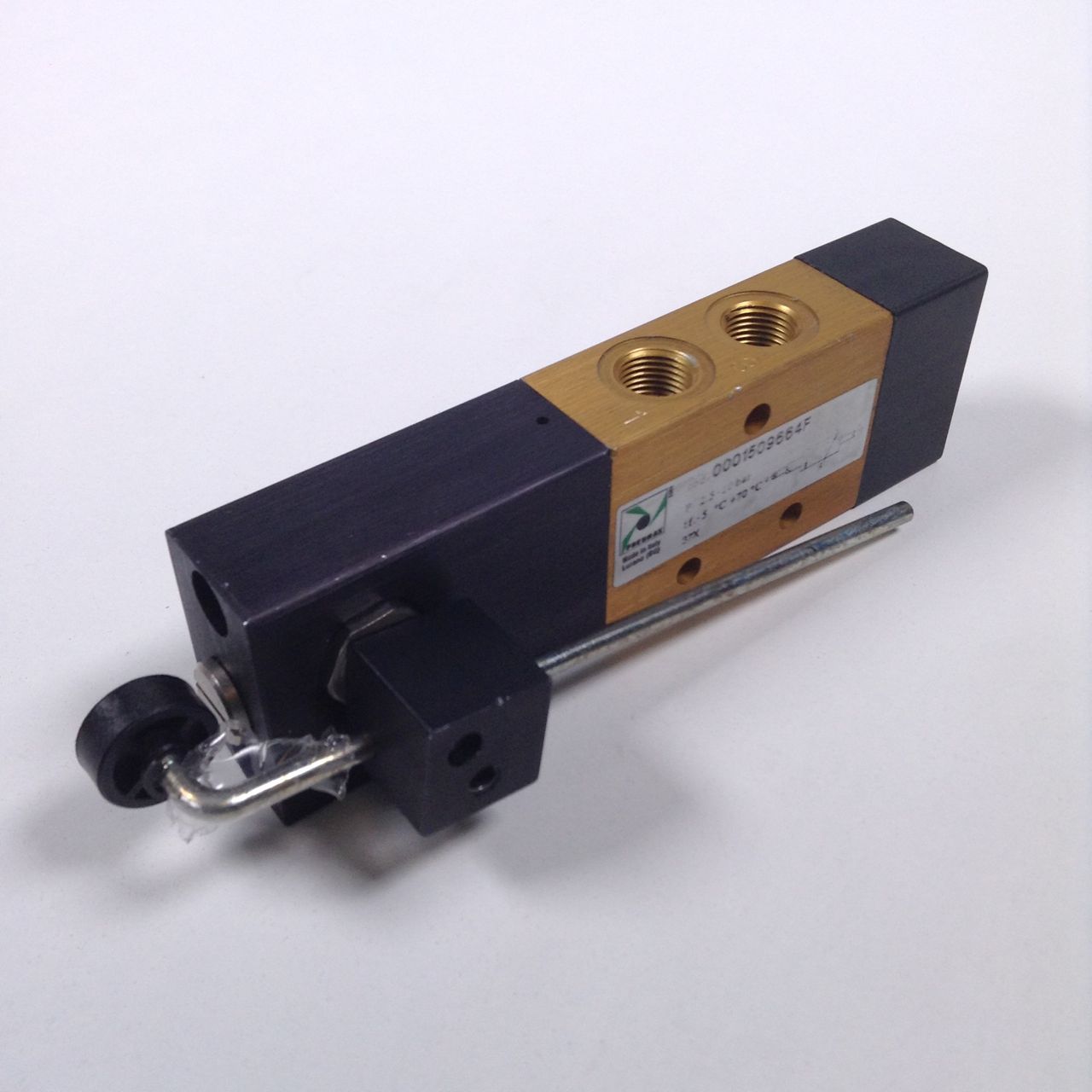 Pneumax 0001509664F Pneumatic Limit Switch UMP