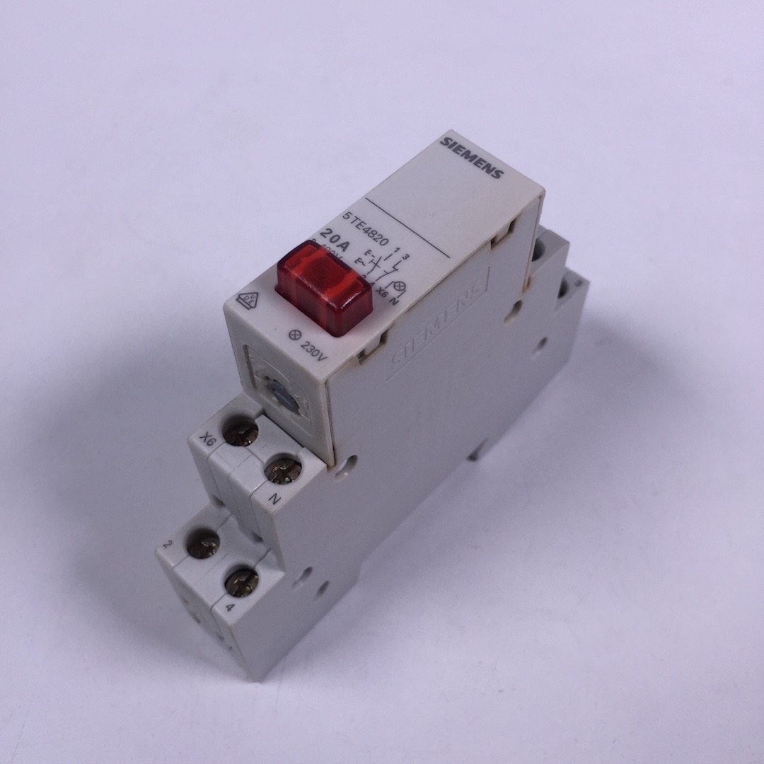 Siemens 5TE4800 1NC/1NO 20A Push Button 230V D=70MM NFP