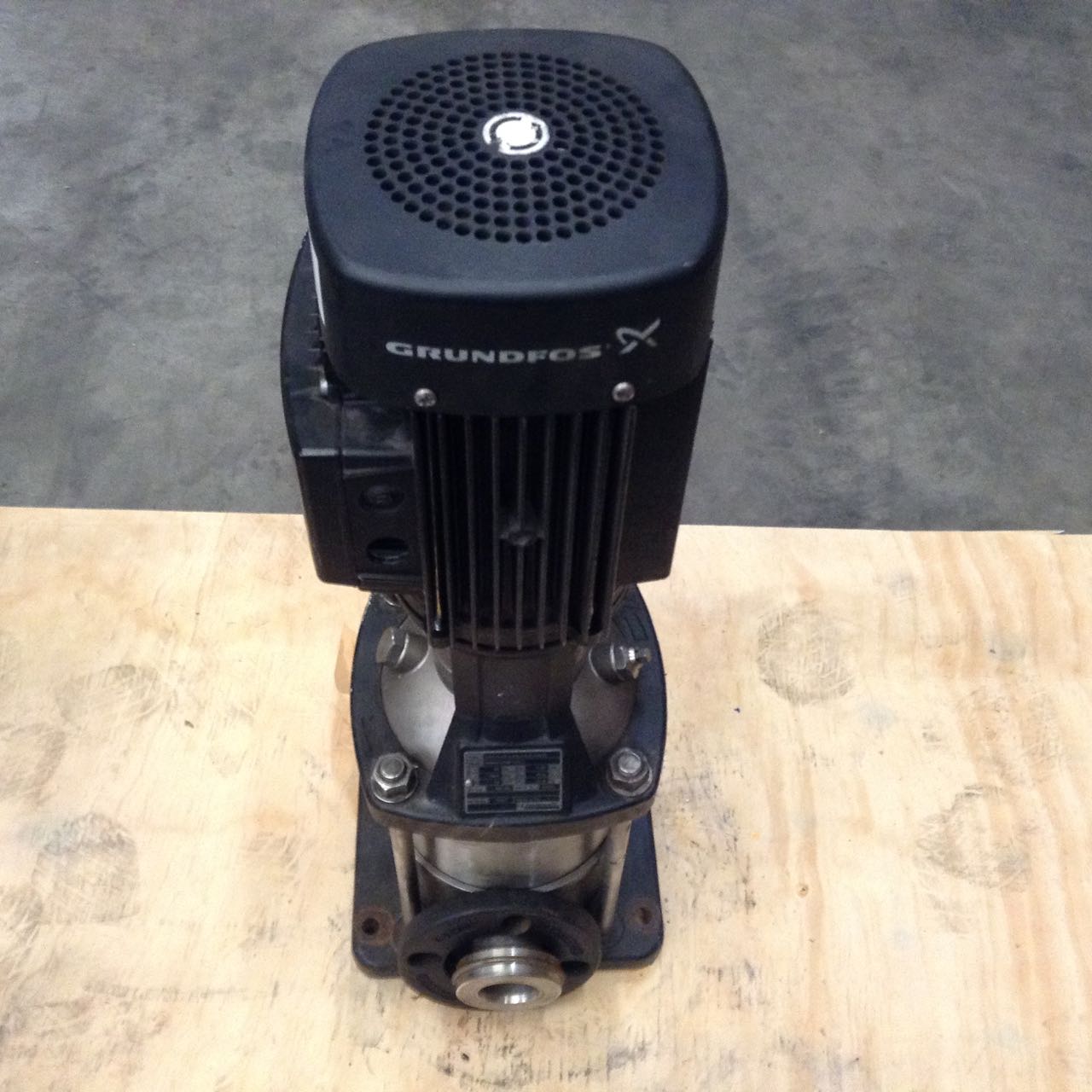 Grundfos CRN10-04 A-FGJ-G-E-HQQE Pump A96501059P10522 - UMP