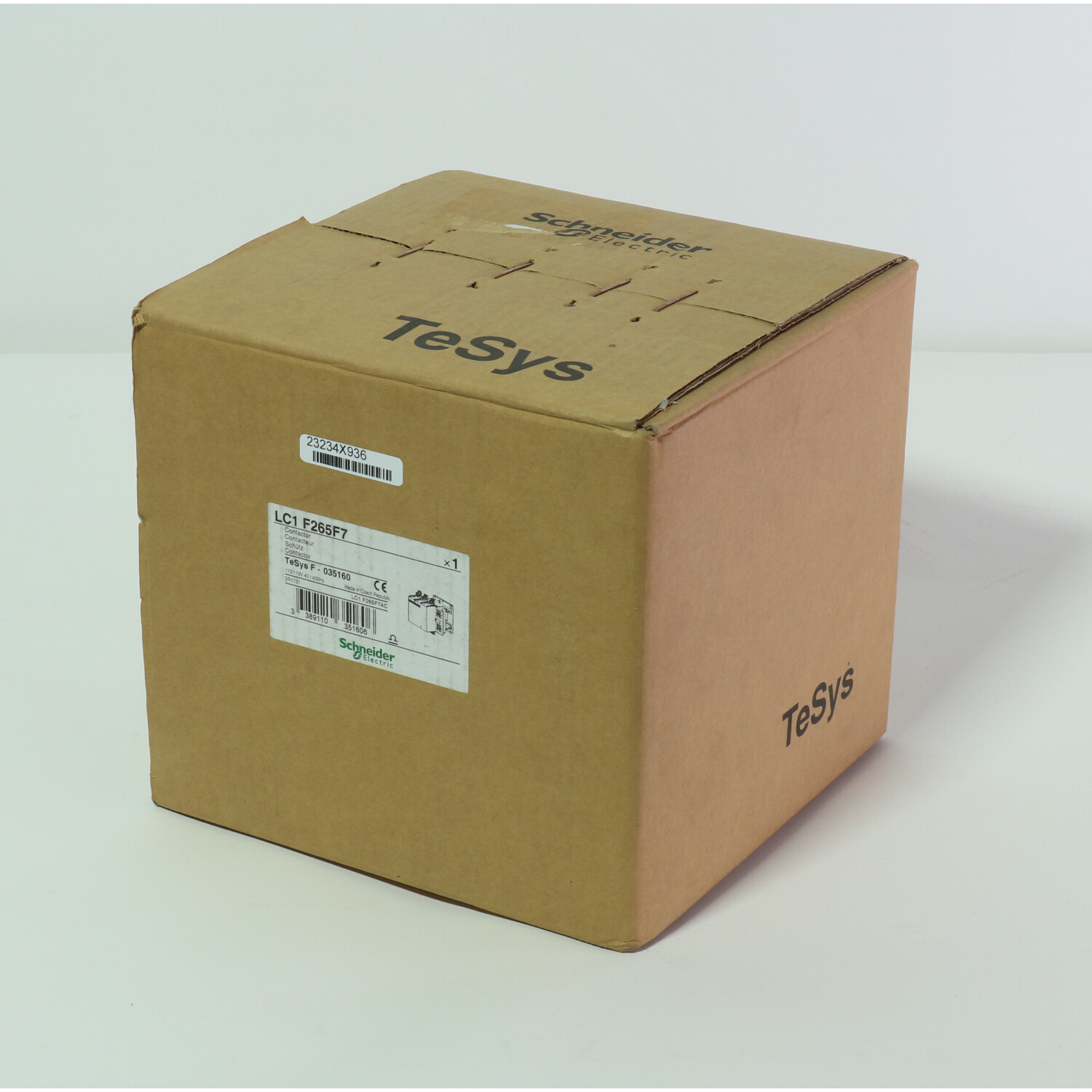 Schneider Electric LC1F265F7 TeSys contactor New NFP Sealed