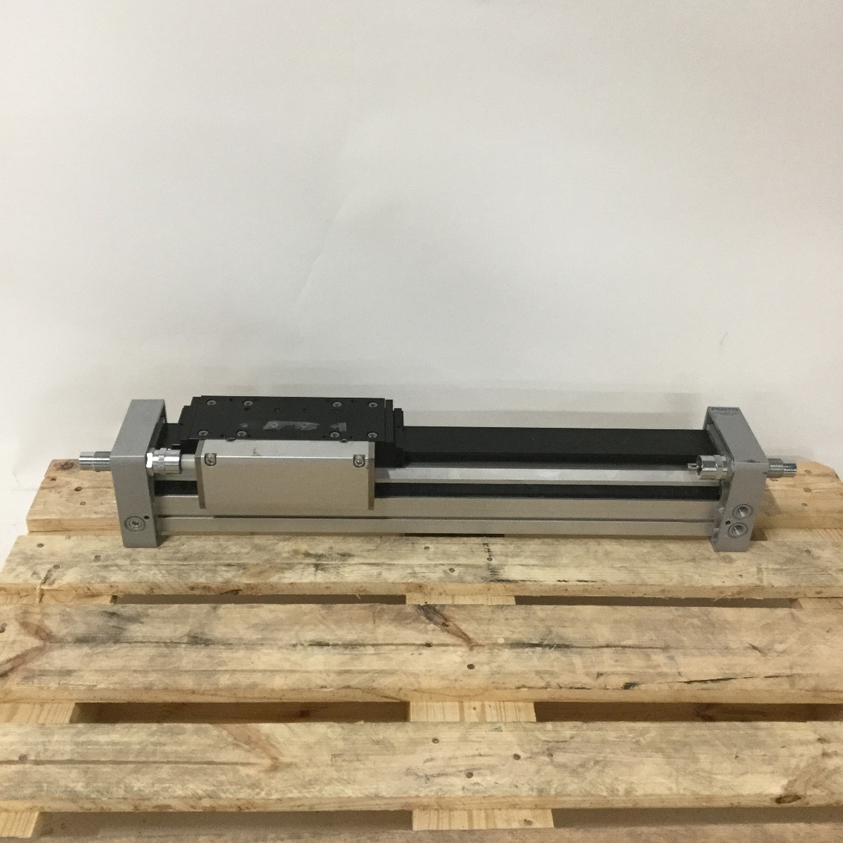 Festo DGC-63-450-KF-YSR-A-C | Maxodeals