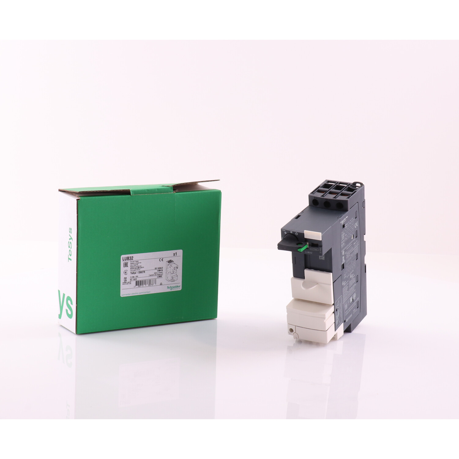 Schneider Electric LUB32 Power Base 32A White Screw New NFP