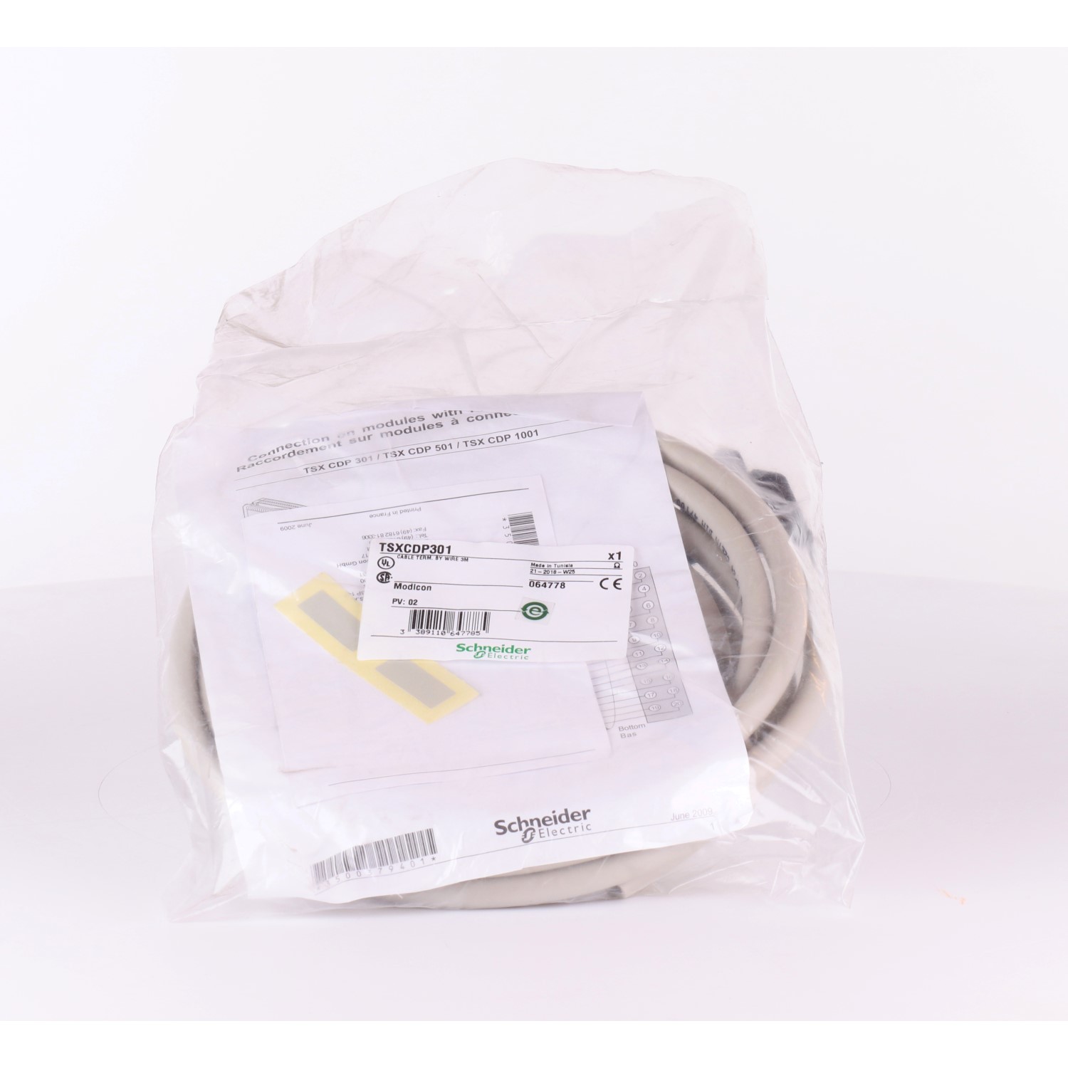 Schneider Electric TSXCDP301 Connection Cable 1 He10 Connector New NFP ...