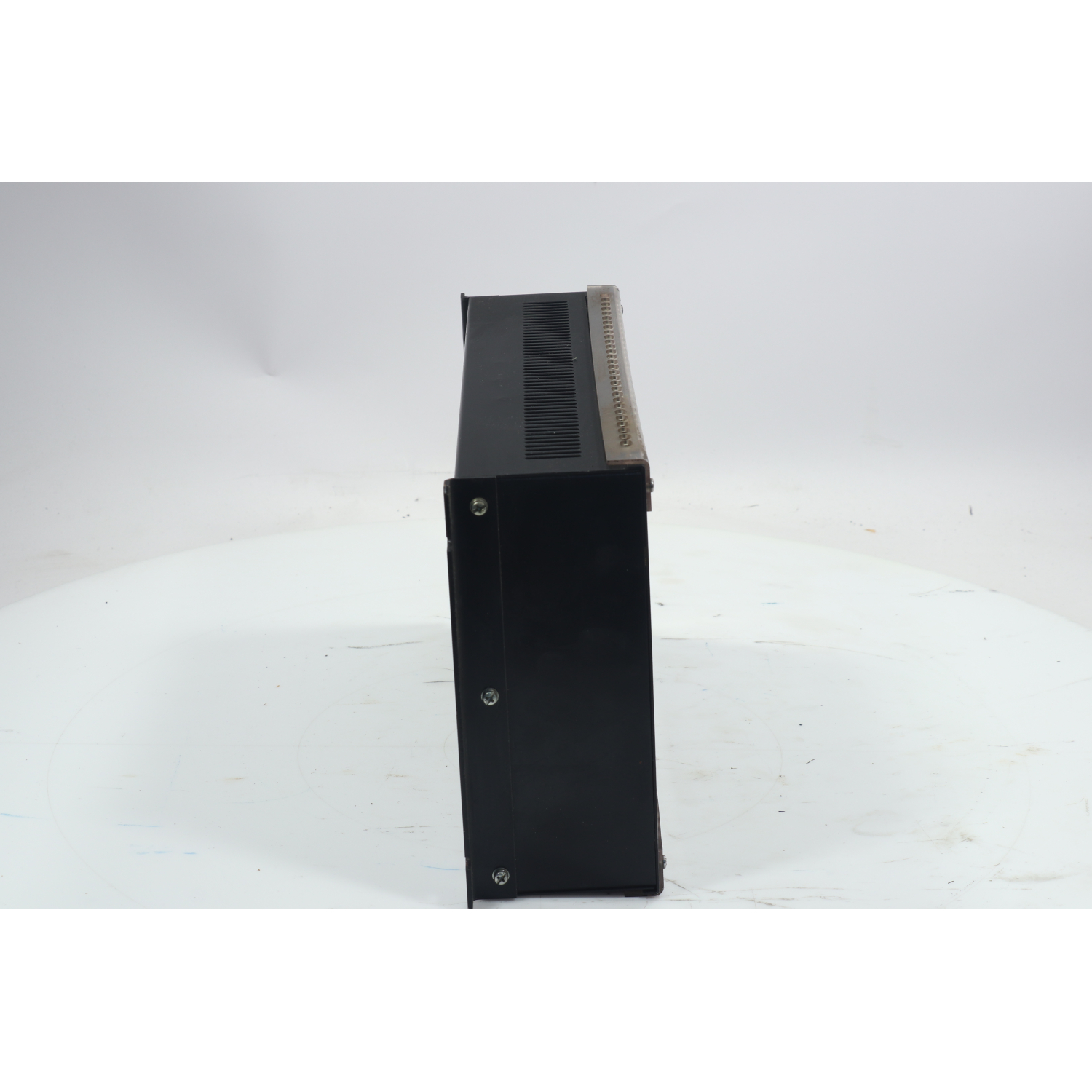 Hitachi D-40 | Maxodeals