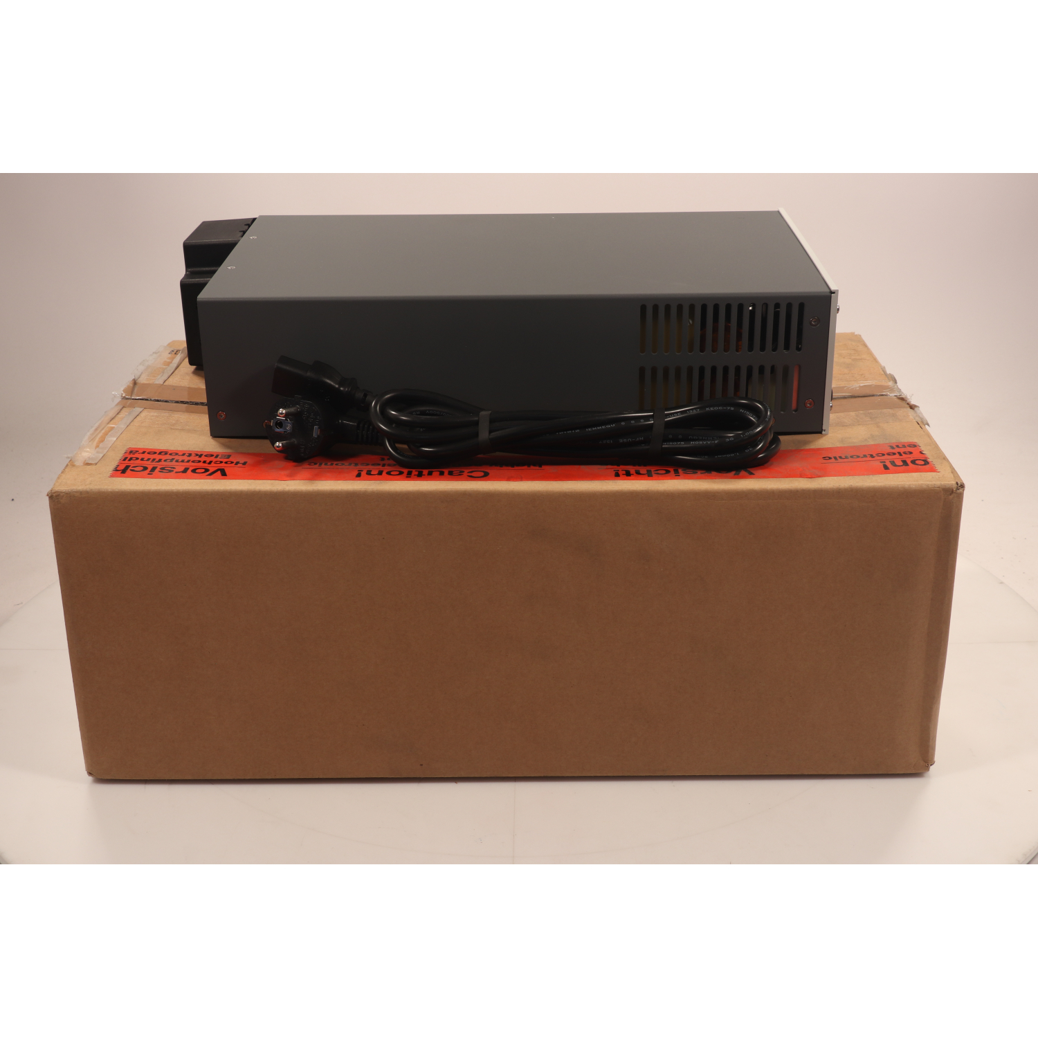 Delta Elektronika SM18-50 | Maxodeals