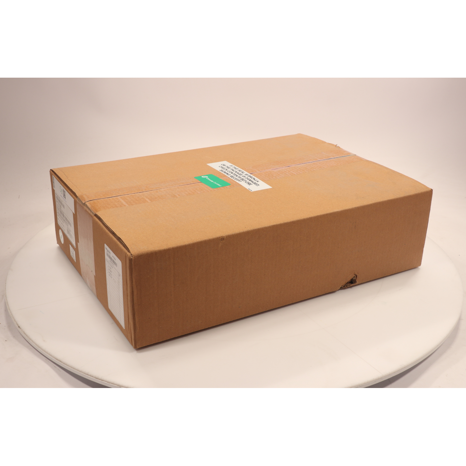 Schneider Electric AP7922B | Maxodeals