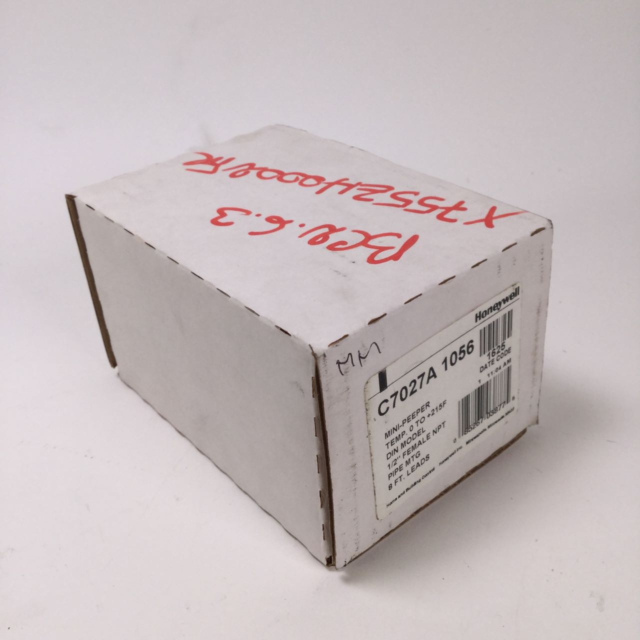 Honeywell C7027A1056 flame control detector sensor New NFP