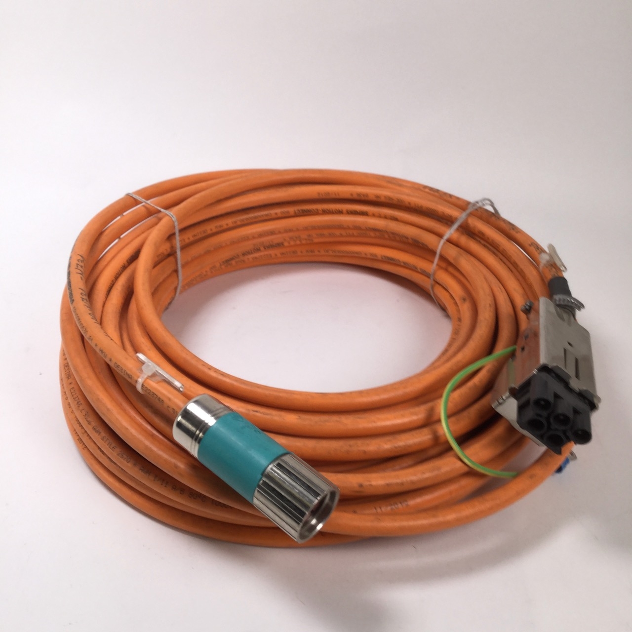 Siemens 6FX5002-5CS11-1CB0 Power cable pre-assembled 6FX5 New NMP