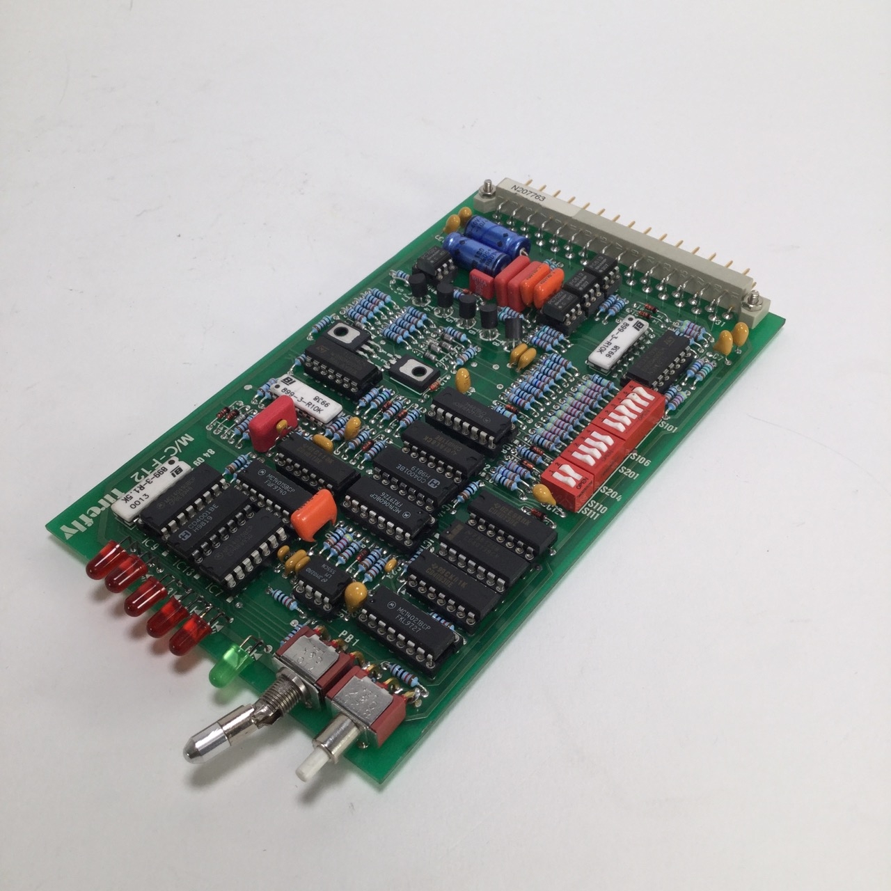 Firefly M/C-F12 | Maxodeals