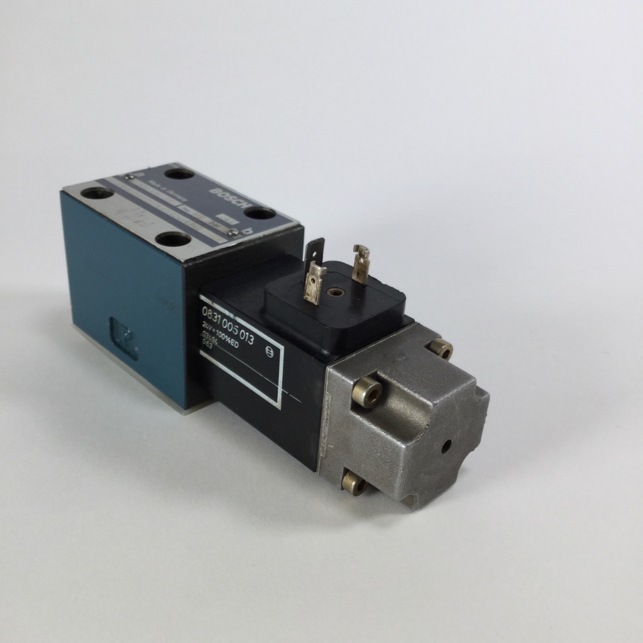 Bosch 0810090115 Valve Ventil 315 bar 0 810 090 115 Used UMP