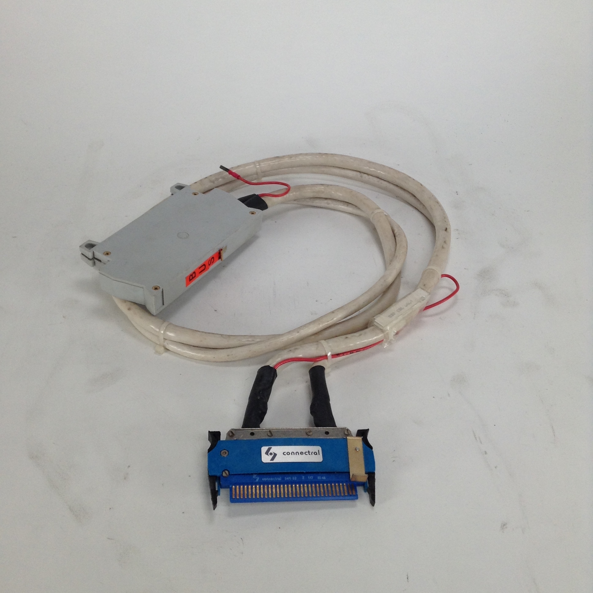 Telemecanique SG2CBL0601 | Maxodeals