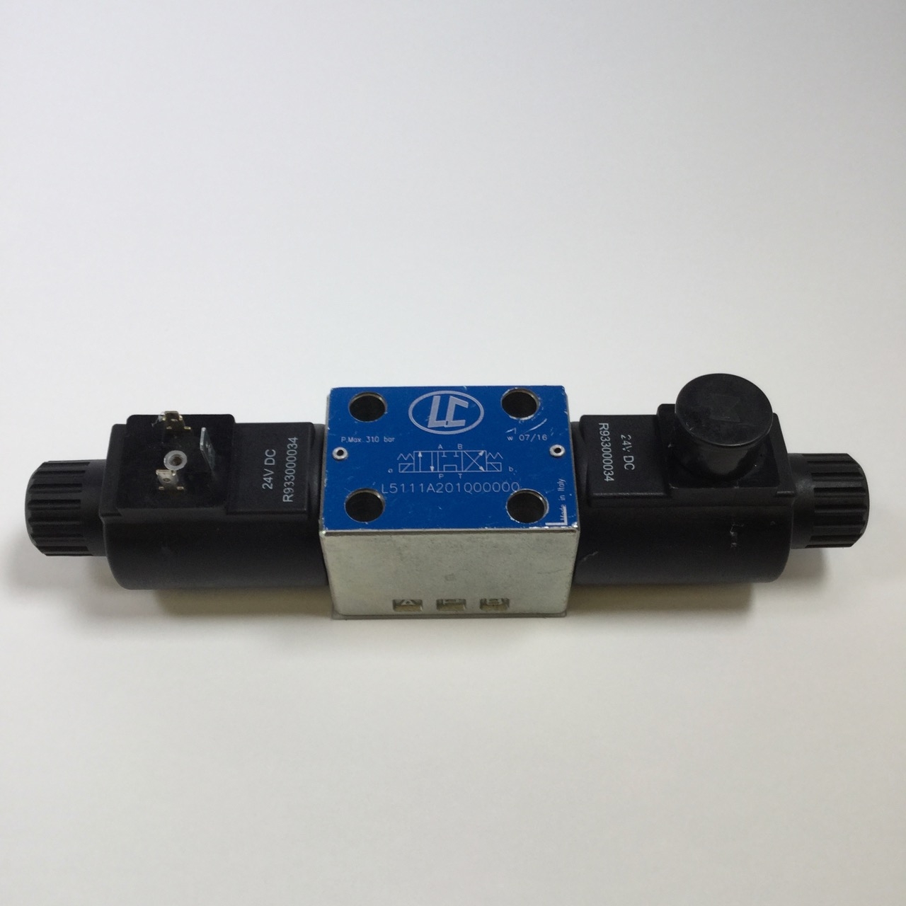 Lc Oleodinamica L5111A201000000 Directional valve 310 bar New NMP