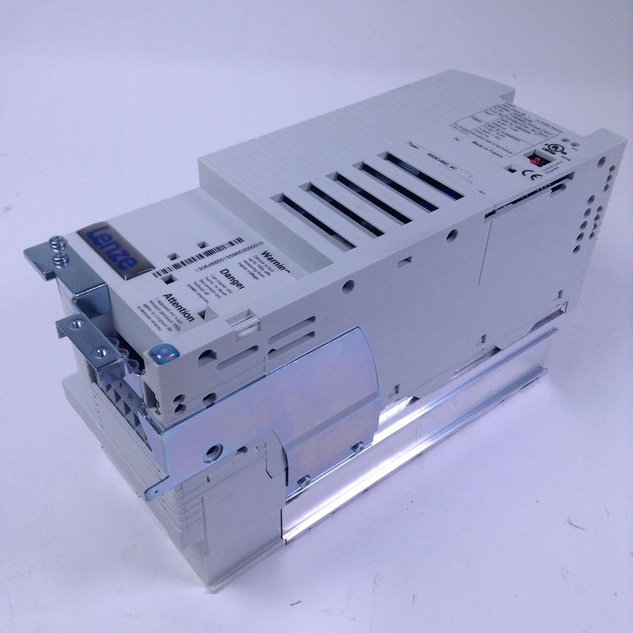 Lenze E82EV552K4C frequency inverter 5,5kW 400V NEW NFP