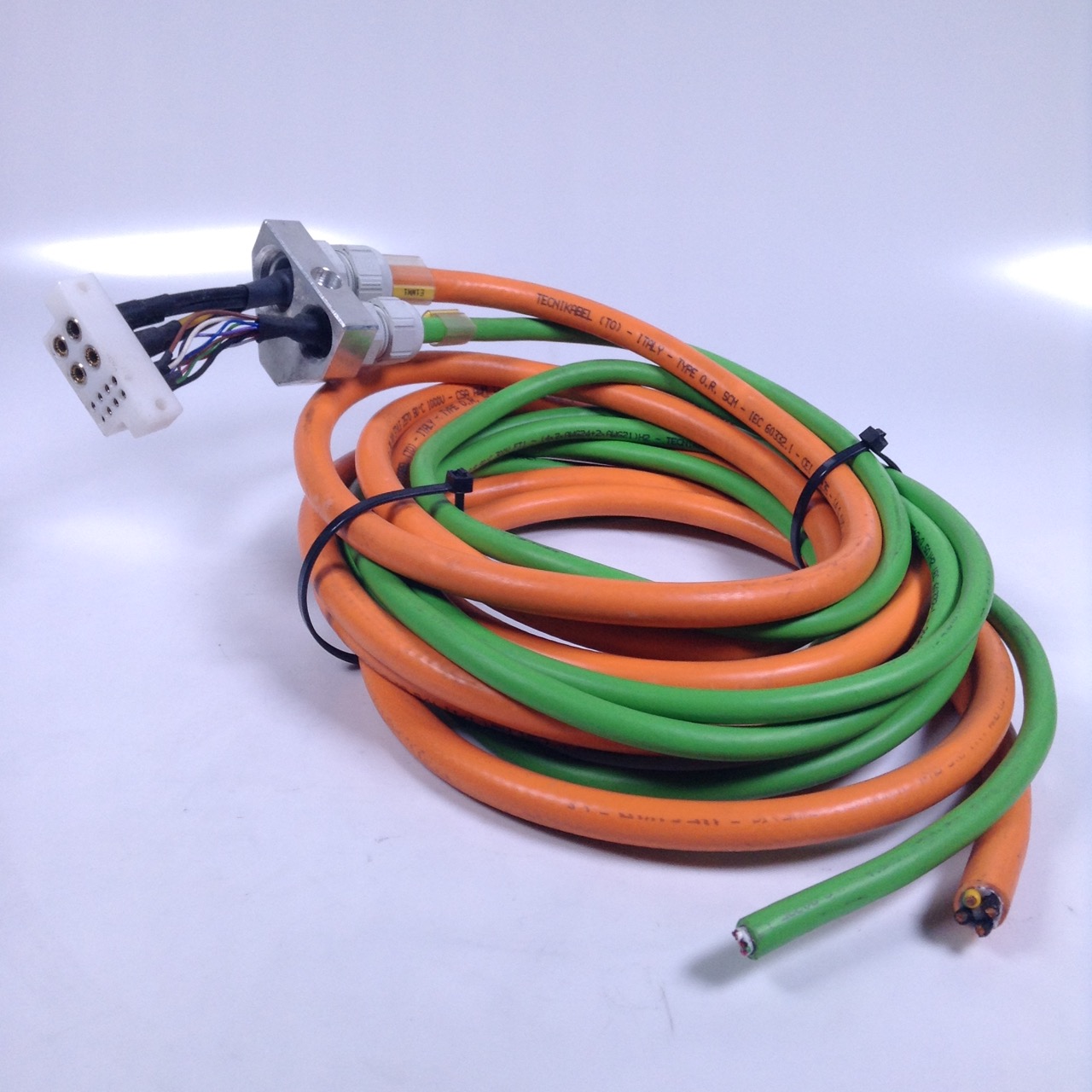 Desina IEC60332.1-CEI20-35 | Maxodeals