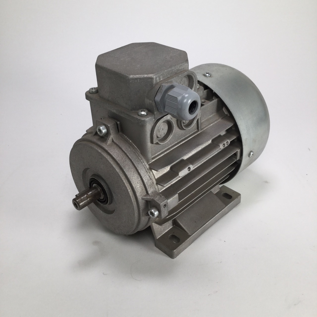 Fimet M2A63B4 motor 0.18kW 220-240/380-420V 1360rpm 1.44/0.84A Used UMP