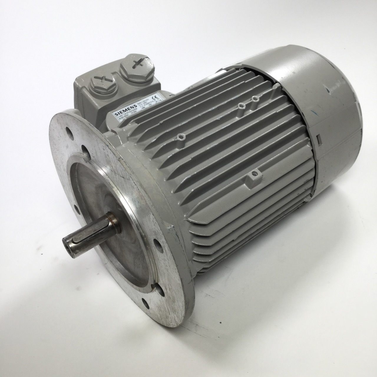 Siemens 1LE1001-0DA32-2FB4 Electric Motor 1,1kW 3000rpm B5 230 400V IE2 ...