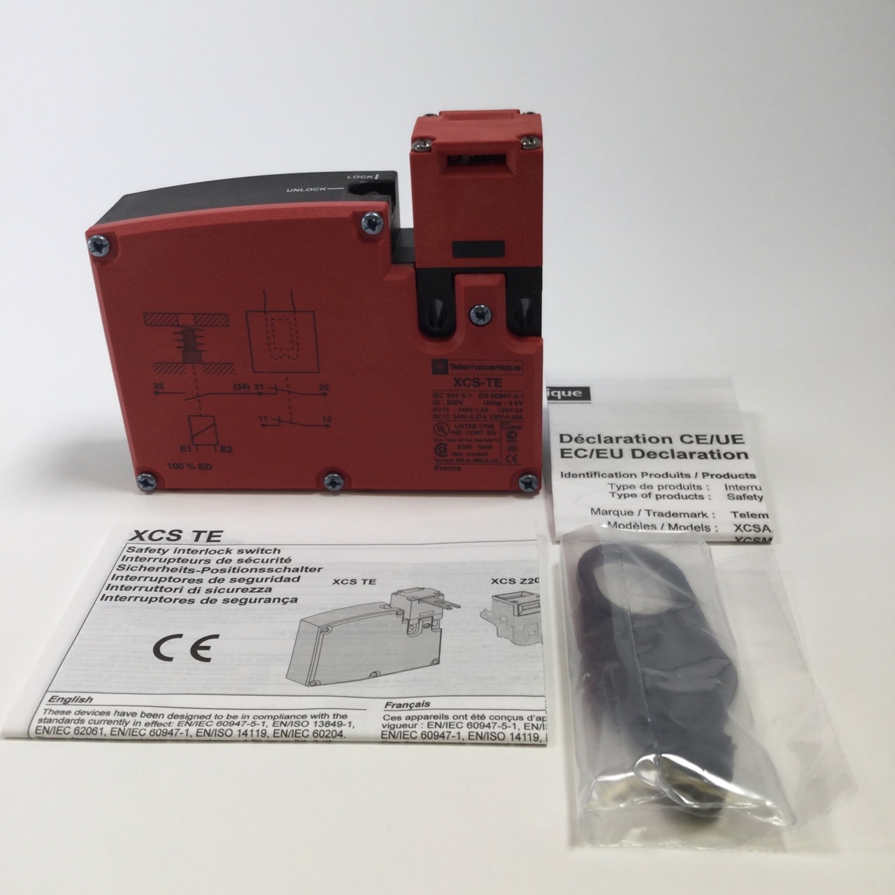 Schneider Electric XCSTE7512 Safety Limit switch Preventa XCS-TE New NFP