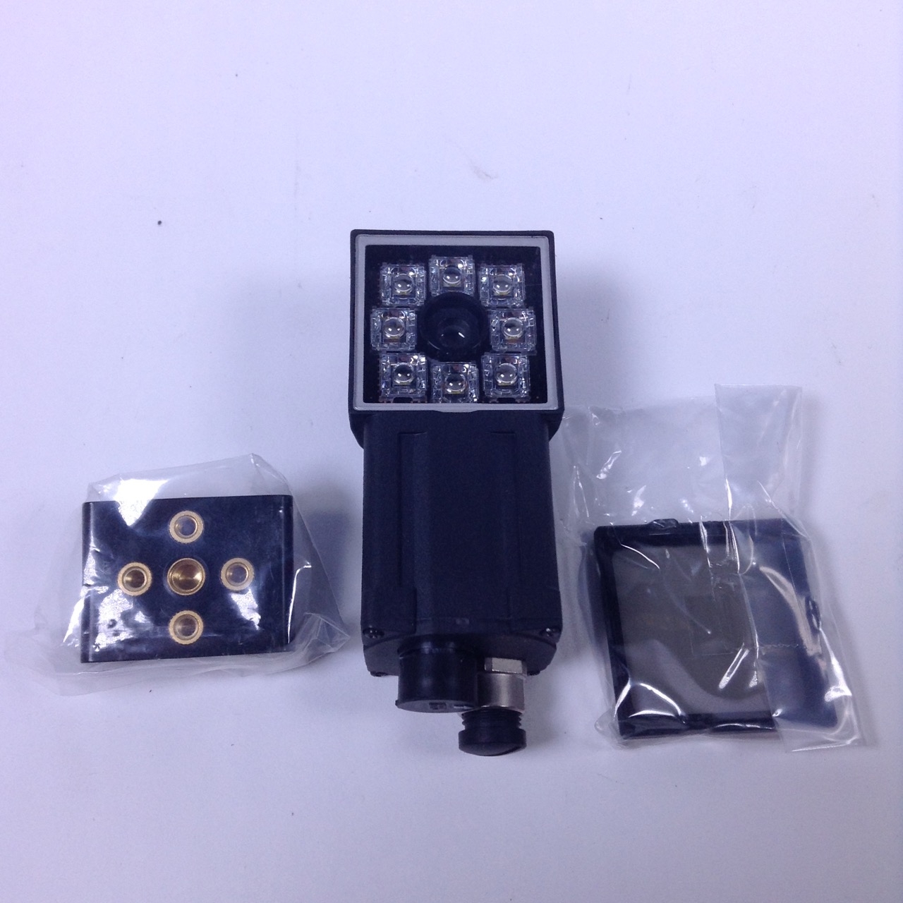 Omron FQ-S25100F FQ Vision Sensor Camera Kamera New NFP