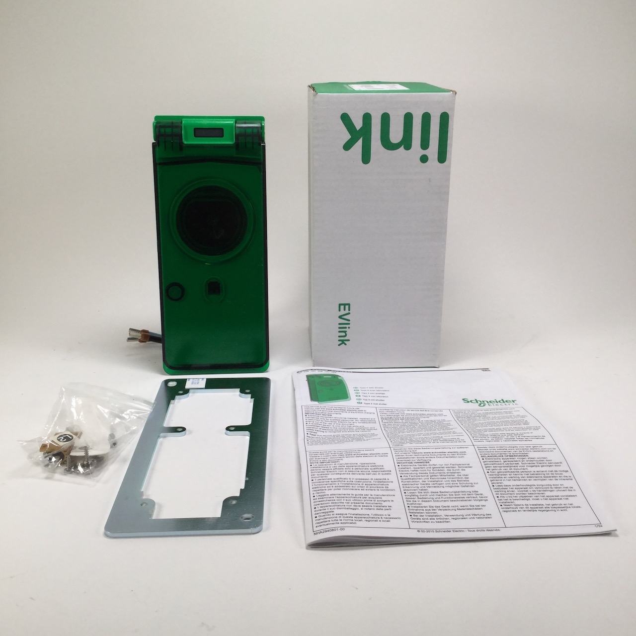 Schneider Electric EVP1PSS4 Evlink EVLINK PKG T2S SOCKET GREEN New NFP