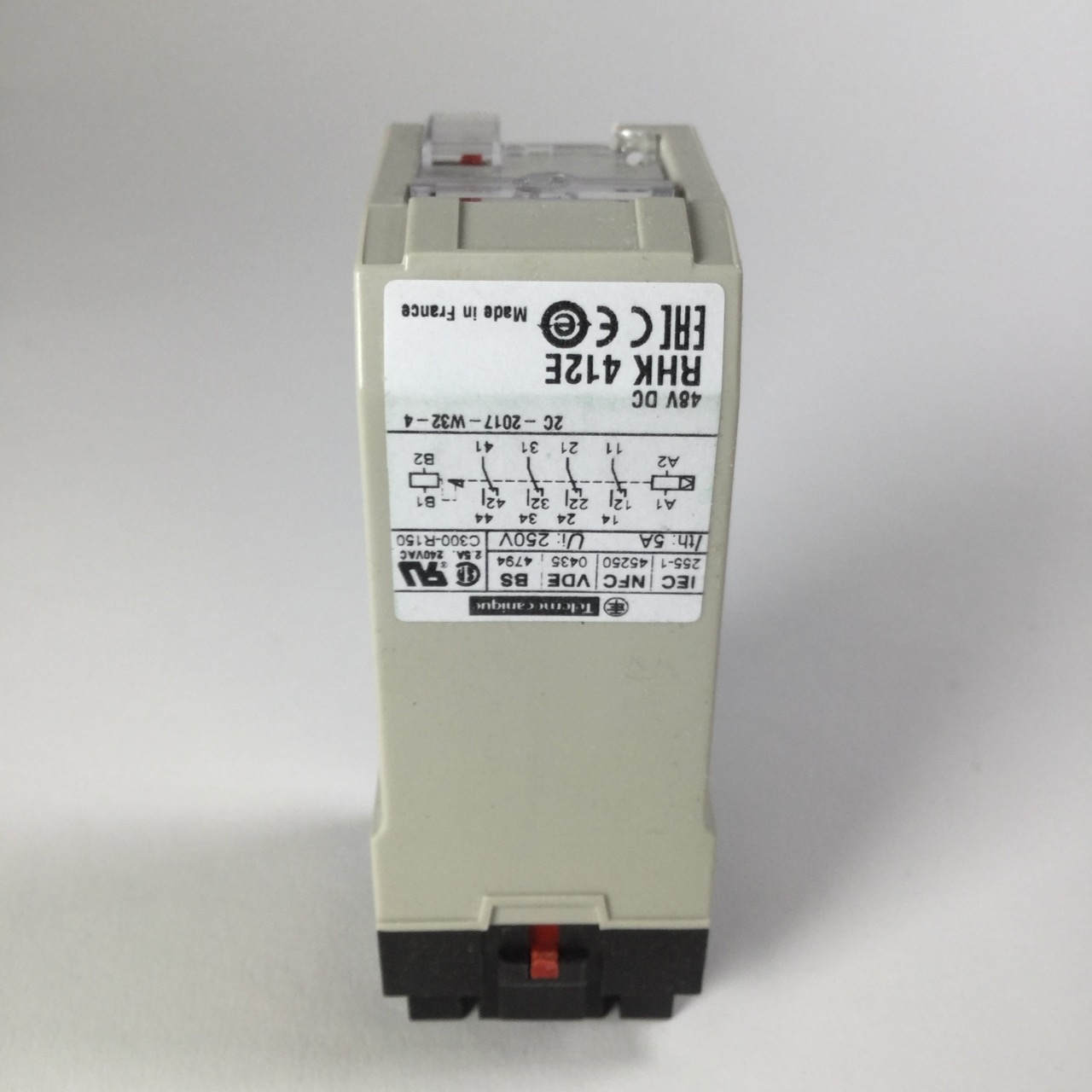 Schneider Electric RHK412E Plug-in latch relay Zelio New NFP