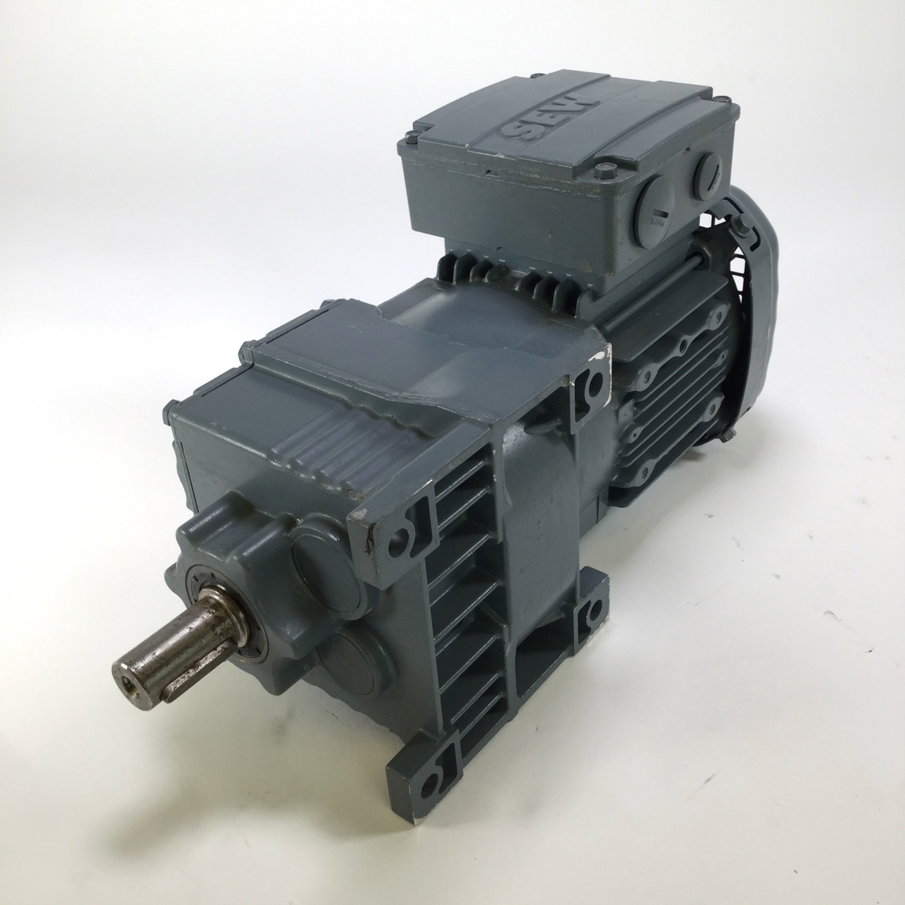 Sew R17/DRS71S4 0,37kW getriebemotor Geared Motor 1500/87rpm i:16 New NMP