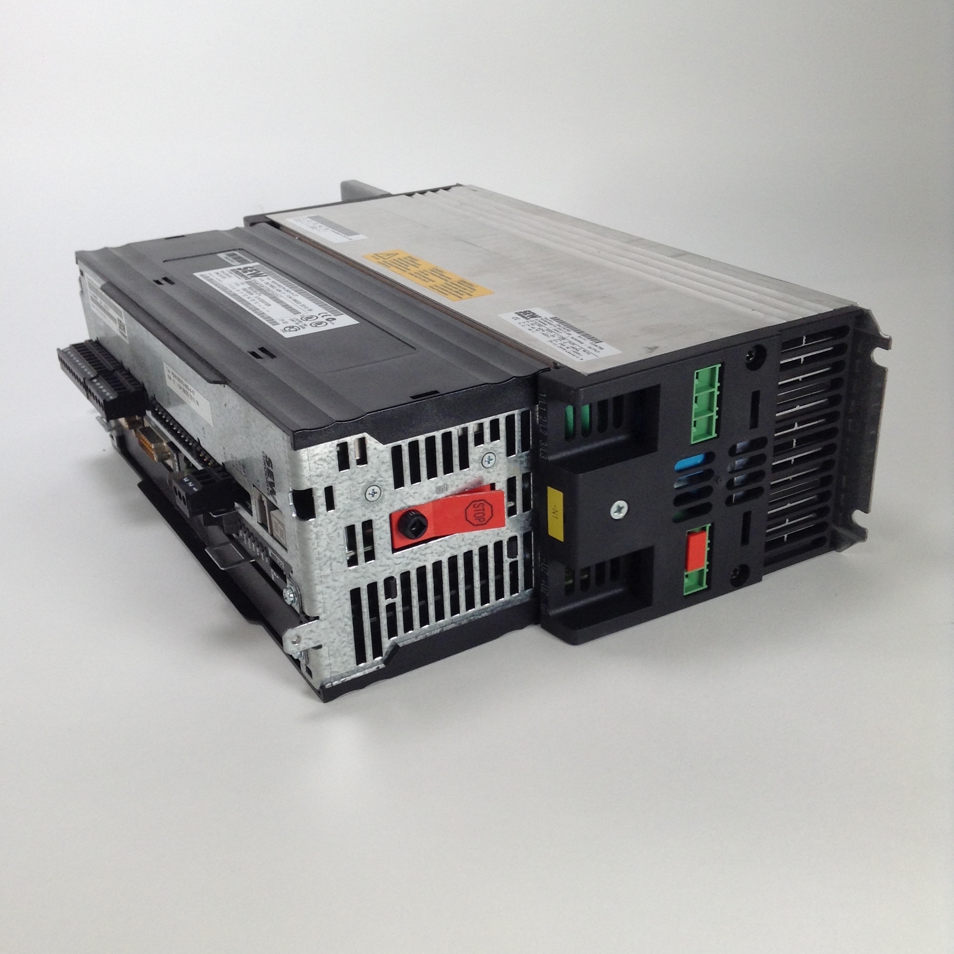 Sew Eurodrive MDX61B-0075-5A3-4-0T frequency converter umrichter Used UMP