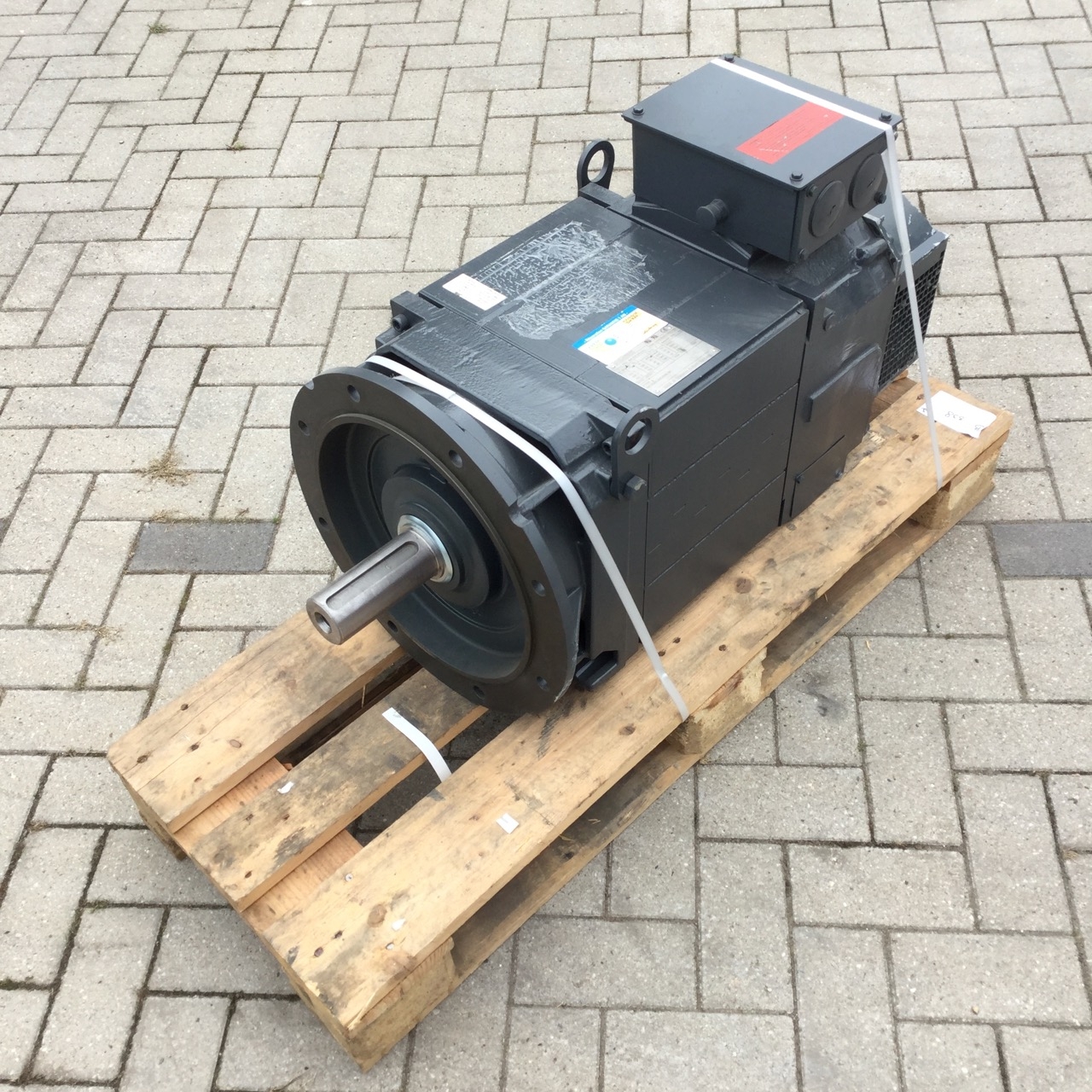 Siemens 1PH7184-2MF04-0AA6 | Maxodeals