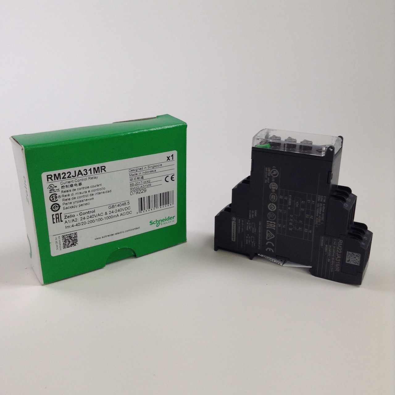 Schneider Electric RM22JA31MR Current control relay Zelio Control RM22 New NFP