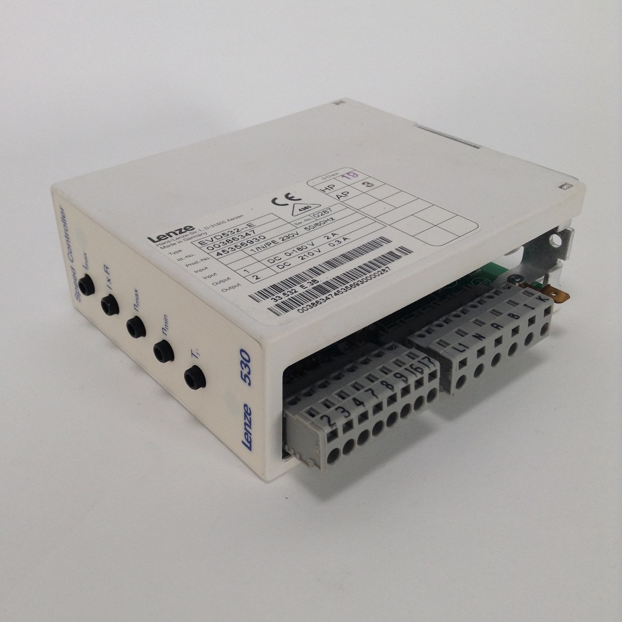 Lenze EVD532-E Speed Controller Geschwindigkeitskontrolle 1/N/PE 230V New NMP