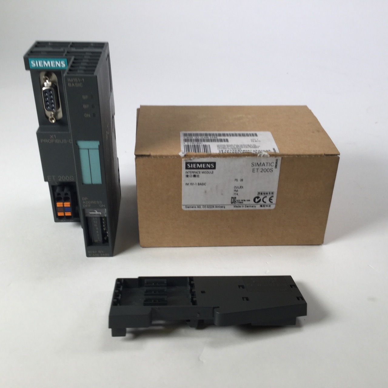 Siemens 6ES7151-1CA00-0AB0 Interface module IM 151-1 Basic Simatic New NFP