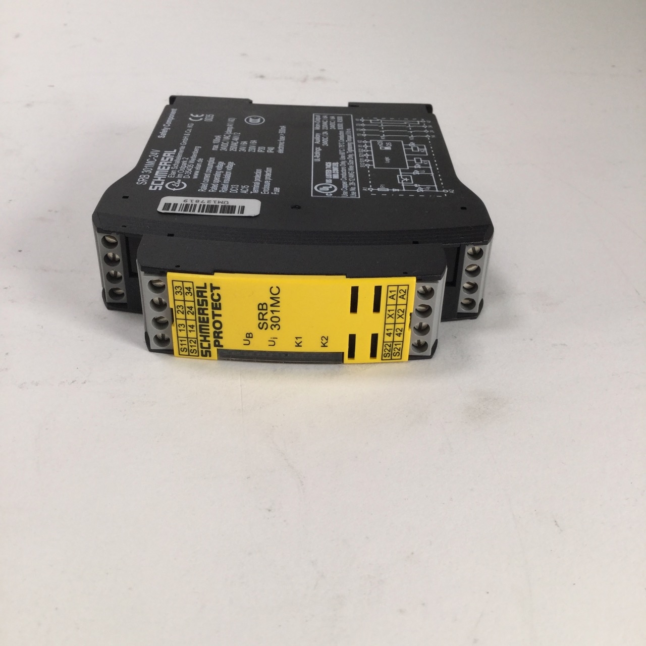 Schmersal SRB301MC-24V sicherheitsschalter relais safety relay Used UMP