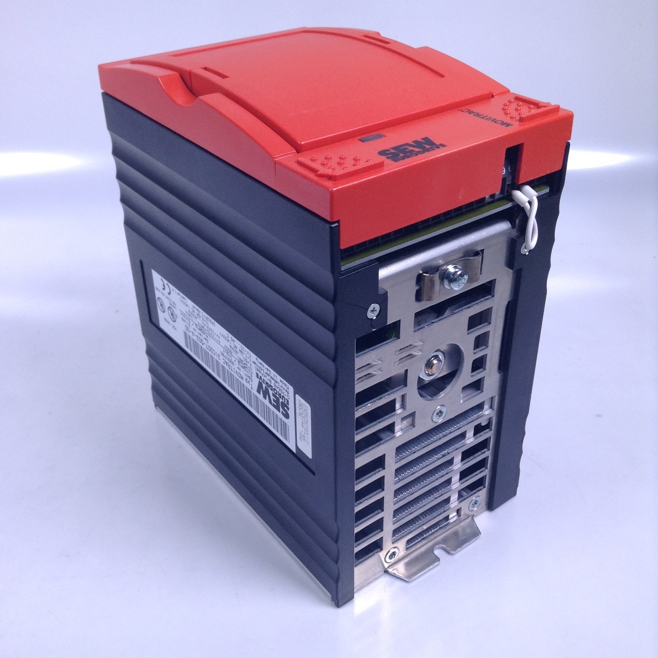 Sew Eurodrive 31C007-503-4-00 Frequency converter 8260796 NEW NFP