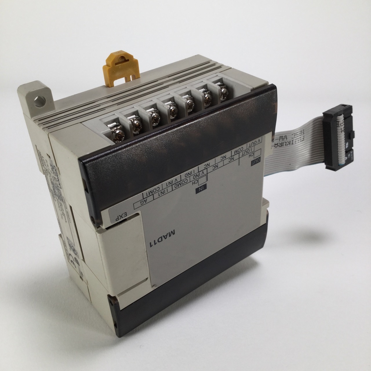 Omron CPM1A-MAD11 Analog input output module CPM1A MAD11 Used UMP