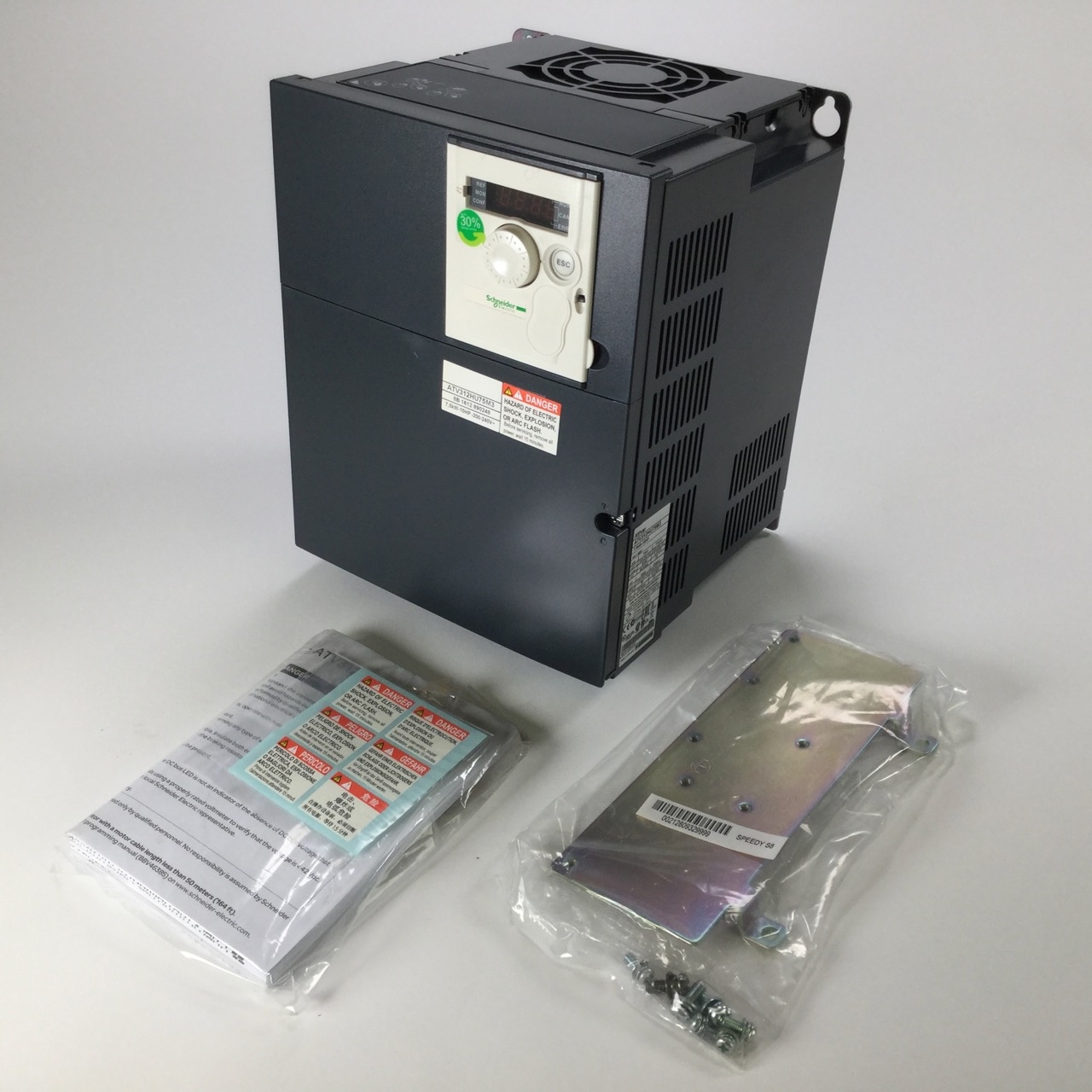 Schneider Electric ATV312HU75M3 Variable speed drive 7.5kW Altivar 312 ...