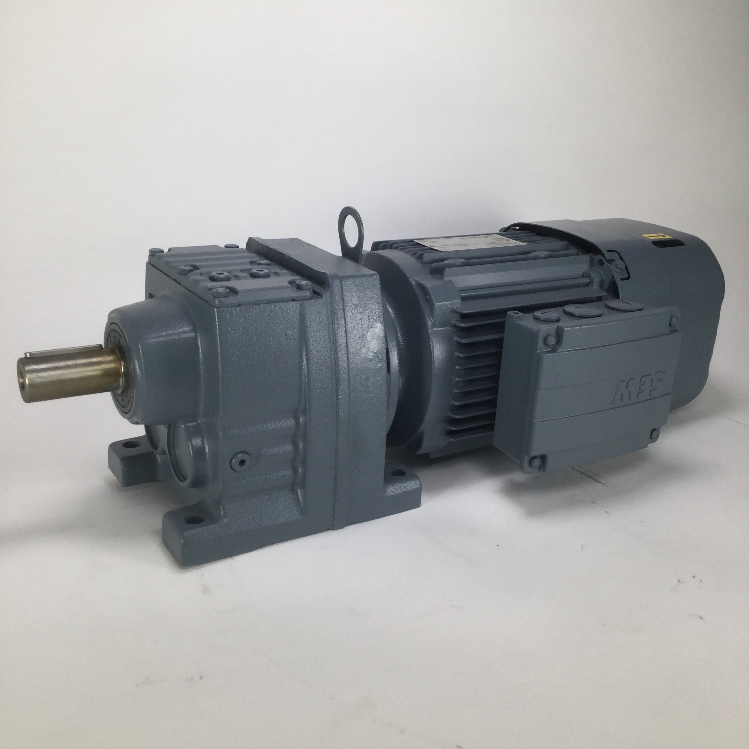 Sew R47DRS90L4/BE5/HR/TF motor 1400/233 rpm 2.2kW S1 230/400V IP55 Used UMP