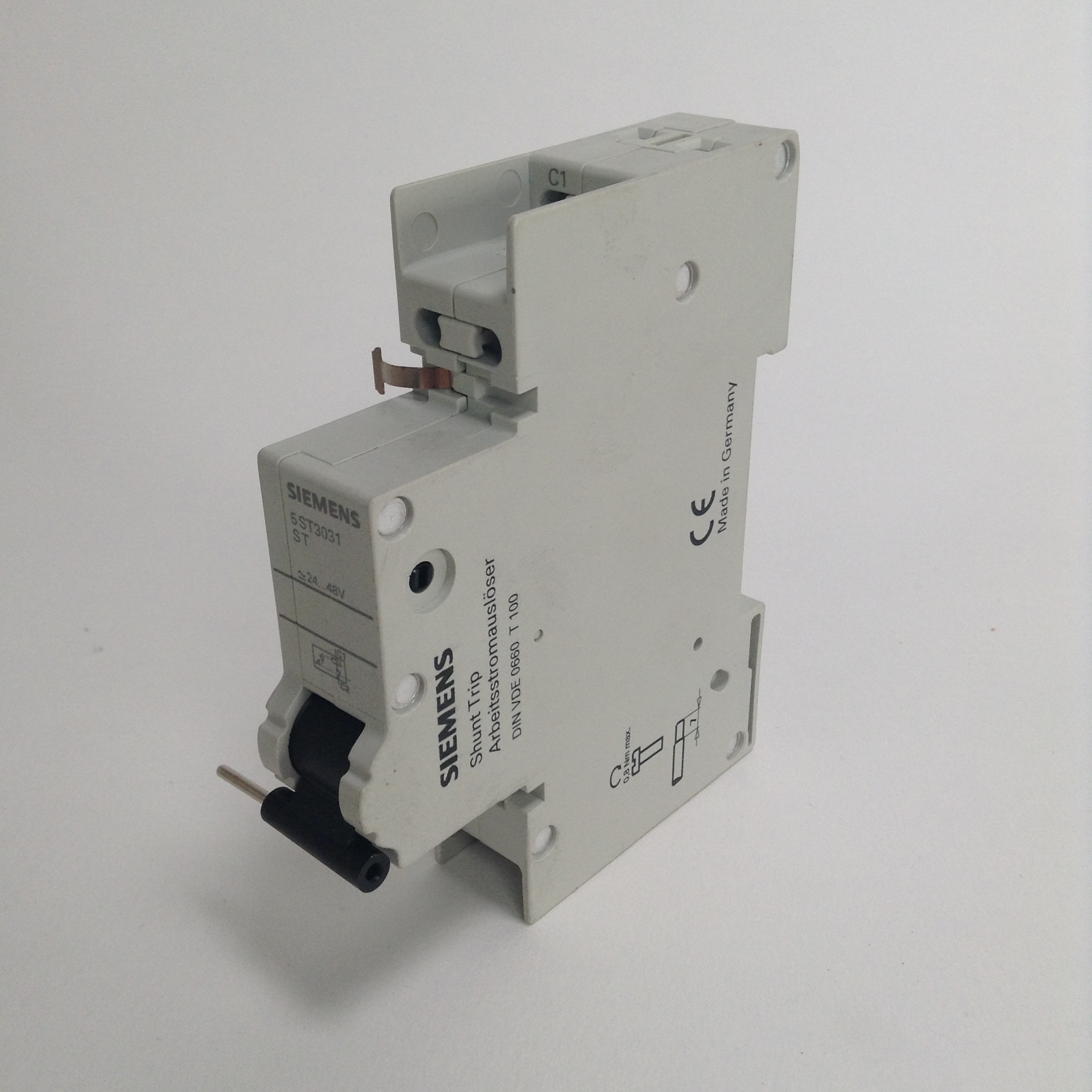 Siemens 5ST3 031 arbeitsstromauslöser shunt release DC 24-48V AC NEW NFP