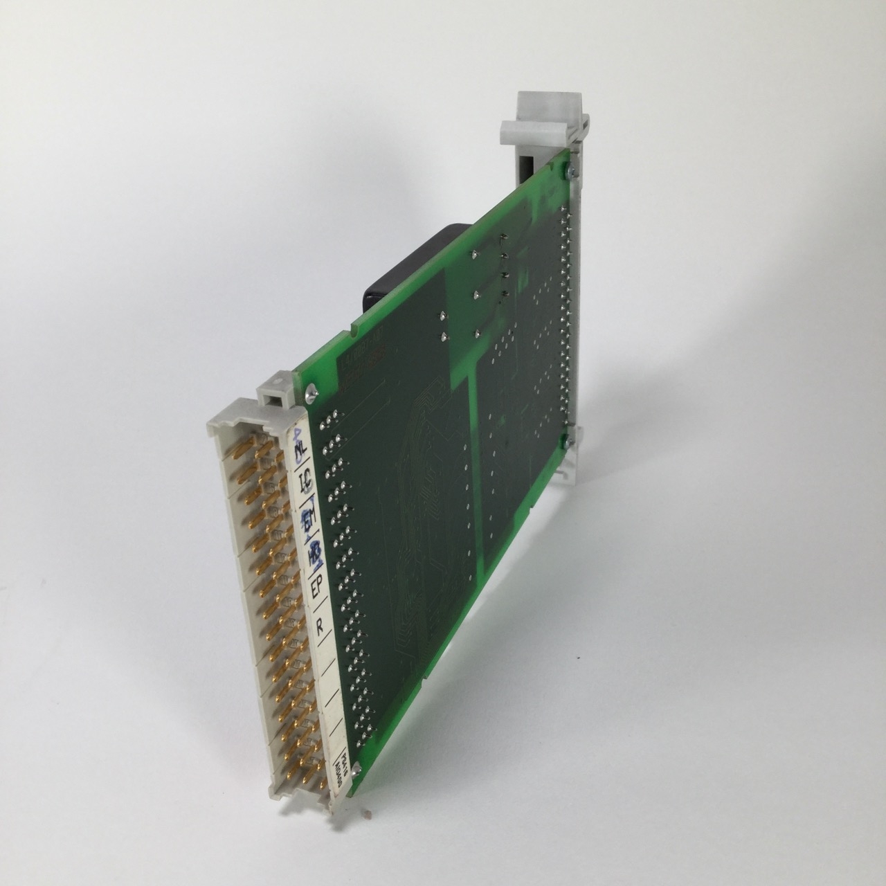 Moeller AIO-400 | Maxodeals