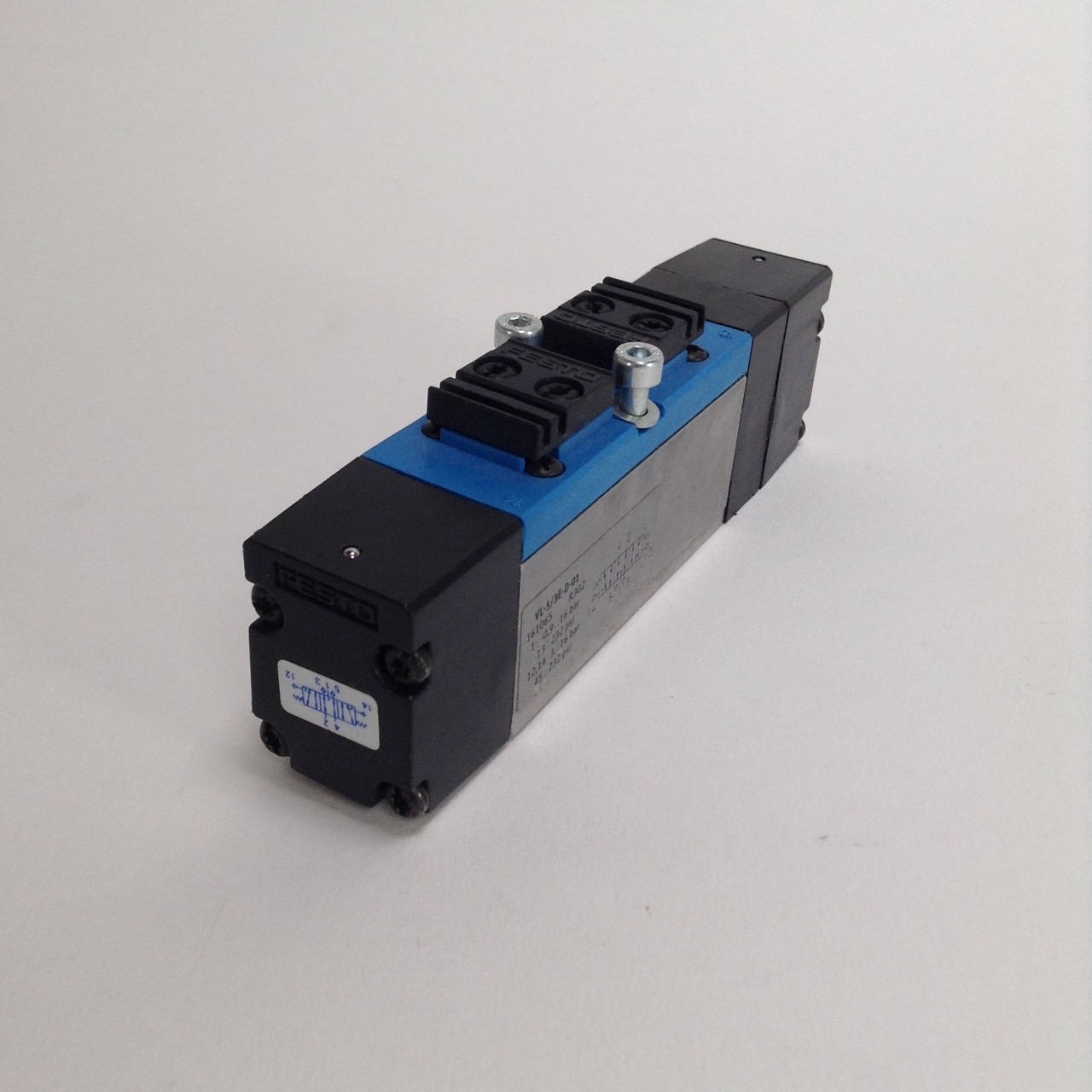 Festo VL-5/3E-D-01 | Maxodeals
