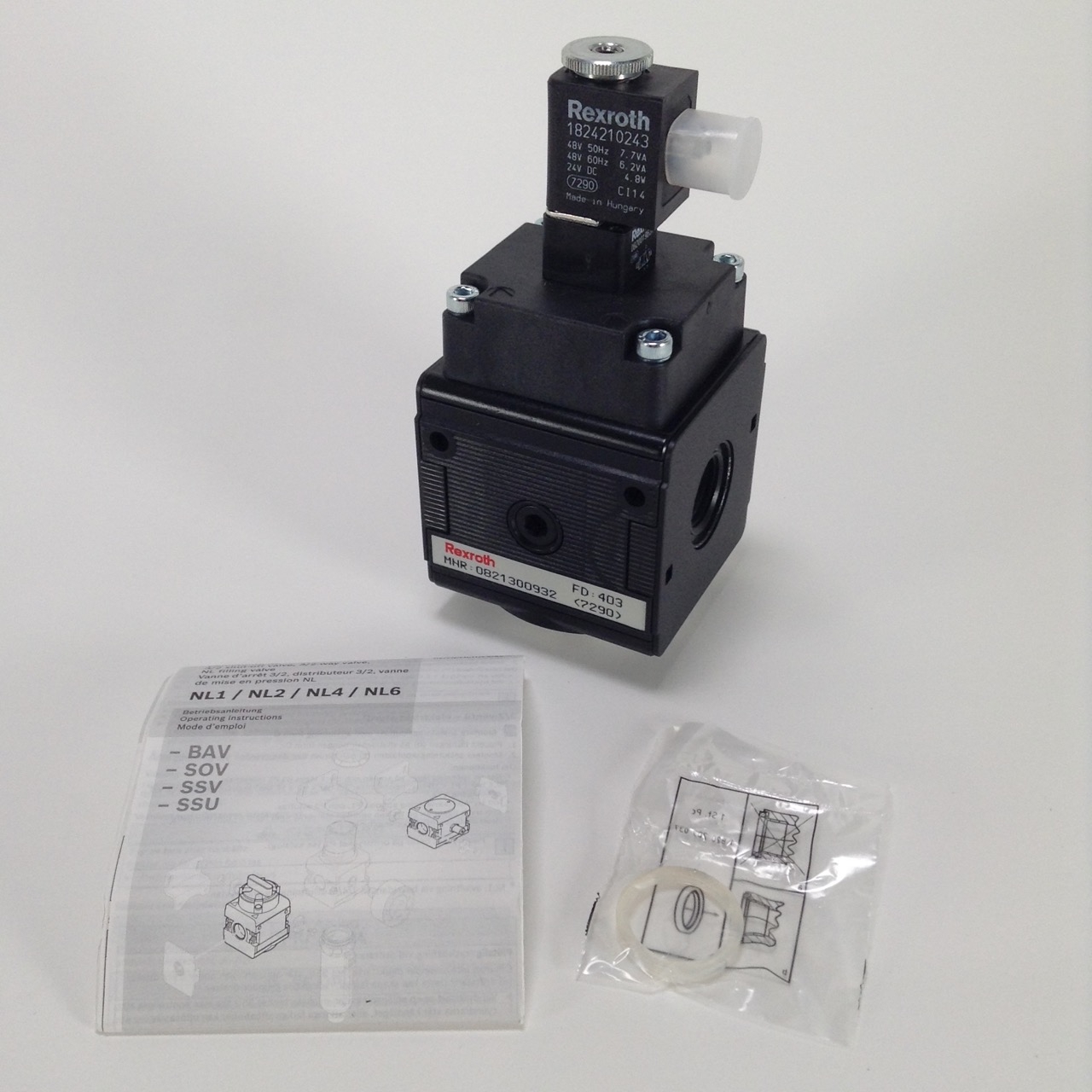 Rexroth 0821300932 3/2-Way Valve Electrically Operated Wegeventil New NFP