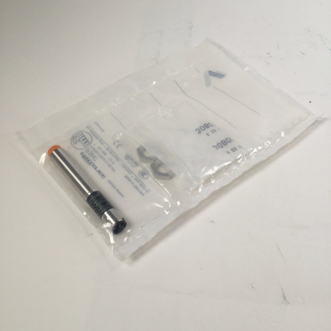 Ifm IF5647 Inductive Sensor IFA2004-FRKG/US-100-IRF Induktiver New NFP Sealed