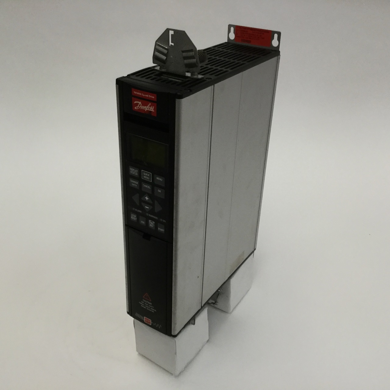 Danfoss 175Z0533 VLT5001PT5B20STR3DLF10A00 Variable Speed Drive 1.7kVA Used UMP