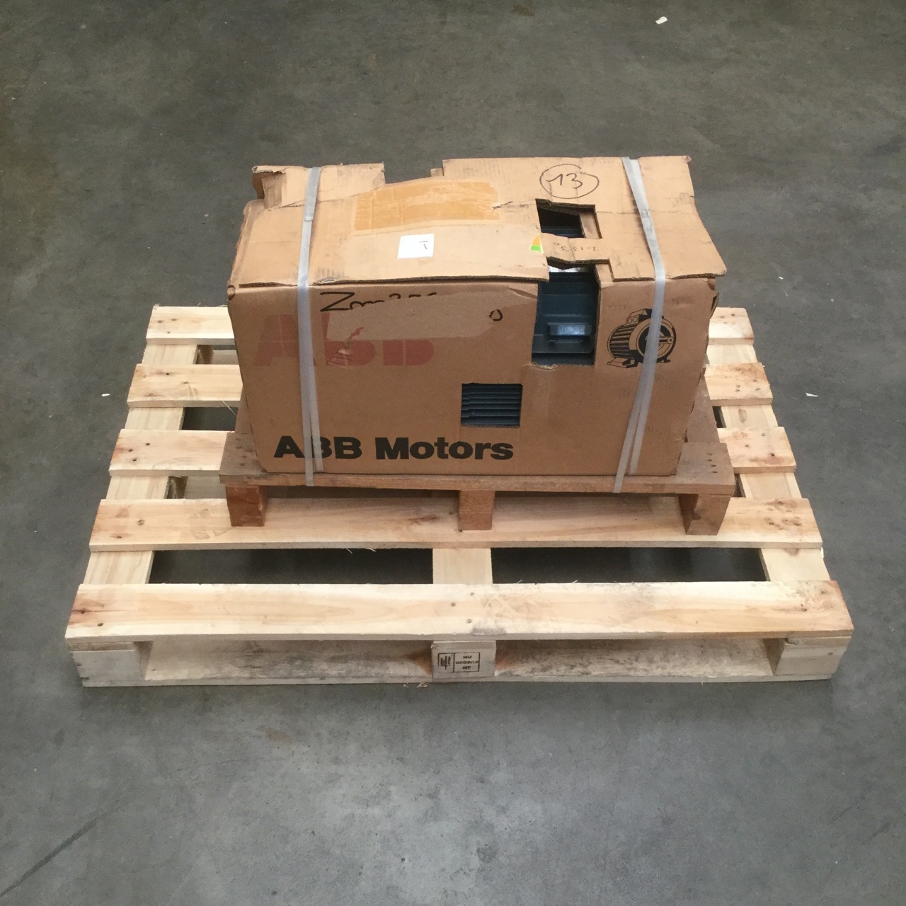 Abb M2AA160M-4 motor 160-4P 11kW 230/400V B3 AL IP55 A EFF2 NPN NEW NFP