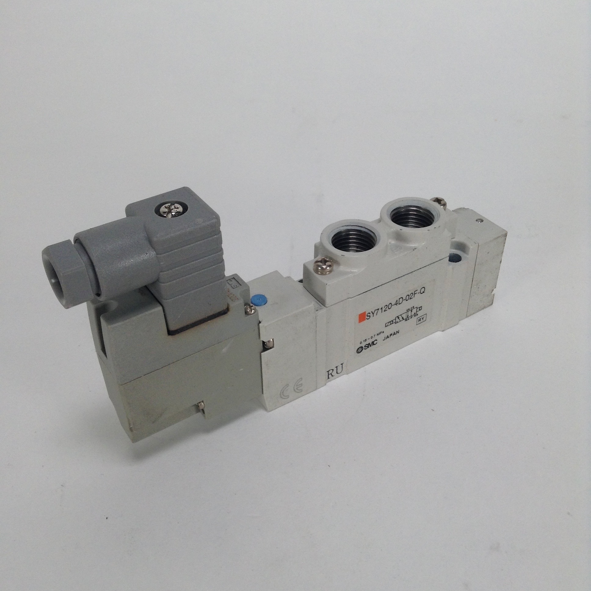 SMC SY7120-4D-02F-Q Magnetventil Solenoid valve NEW NMP