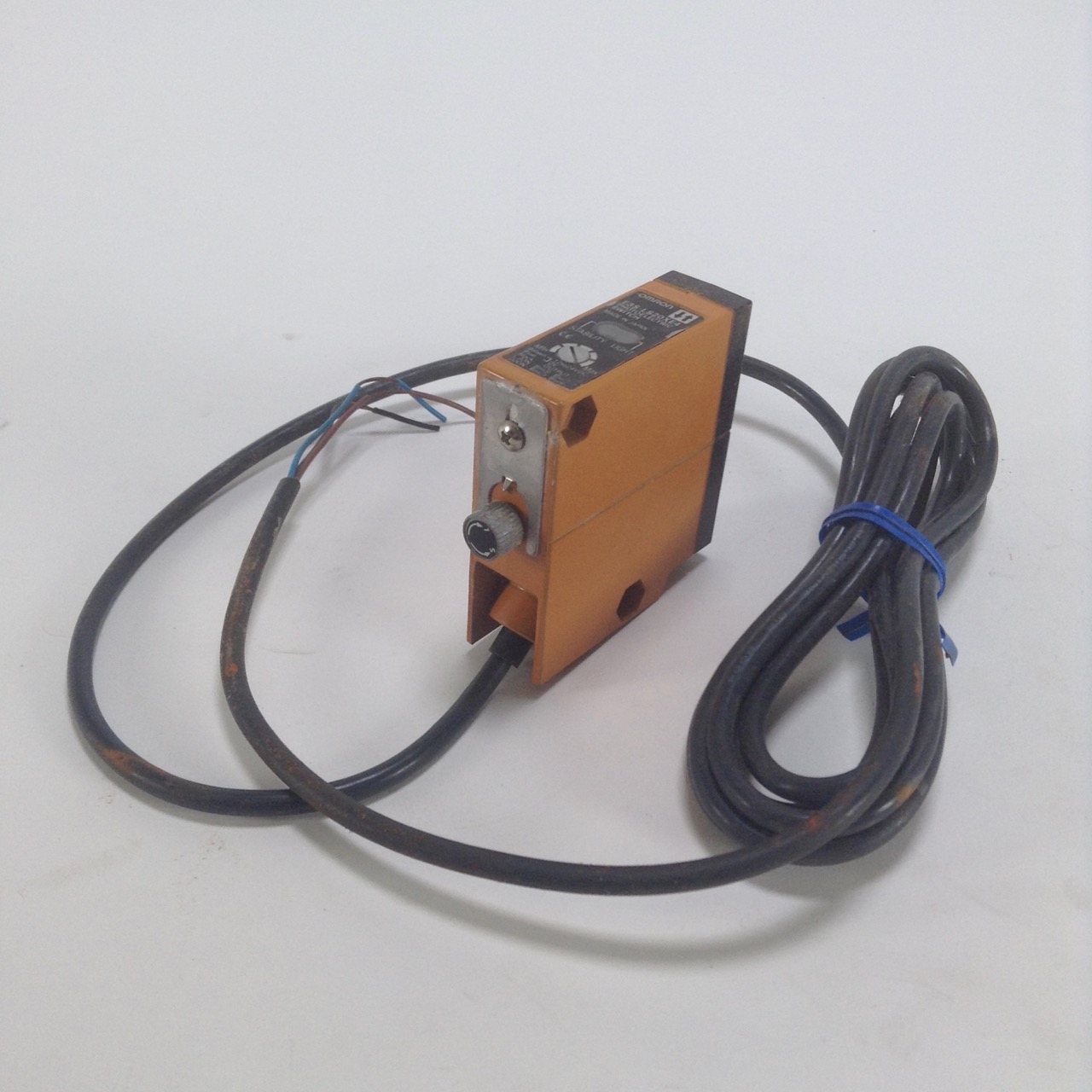 Omron E3S-LS20XE4 | Maxodeals