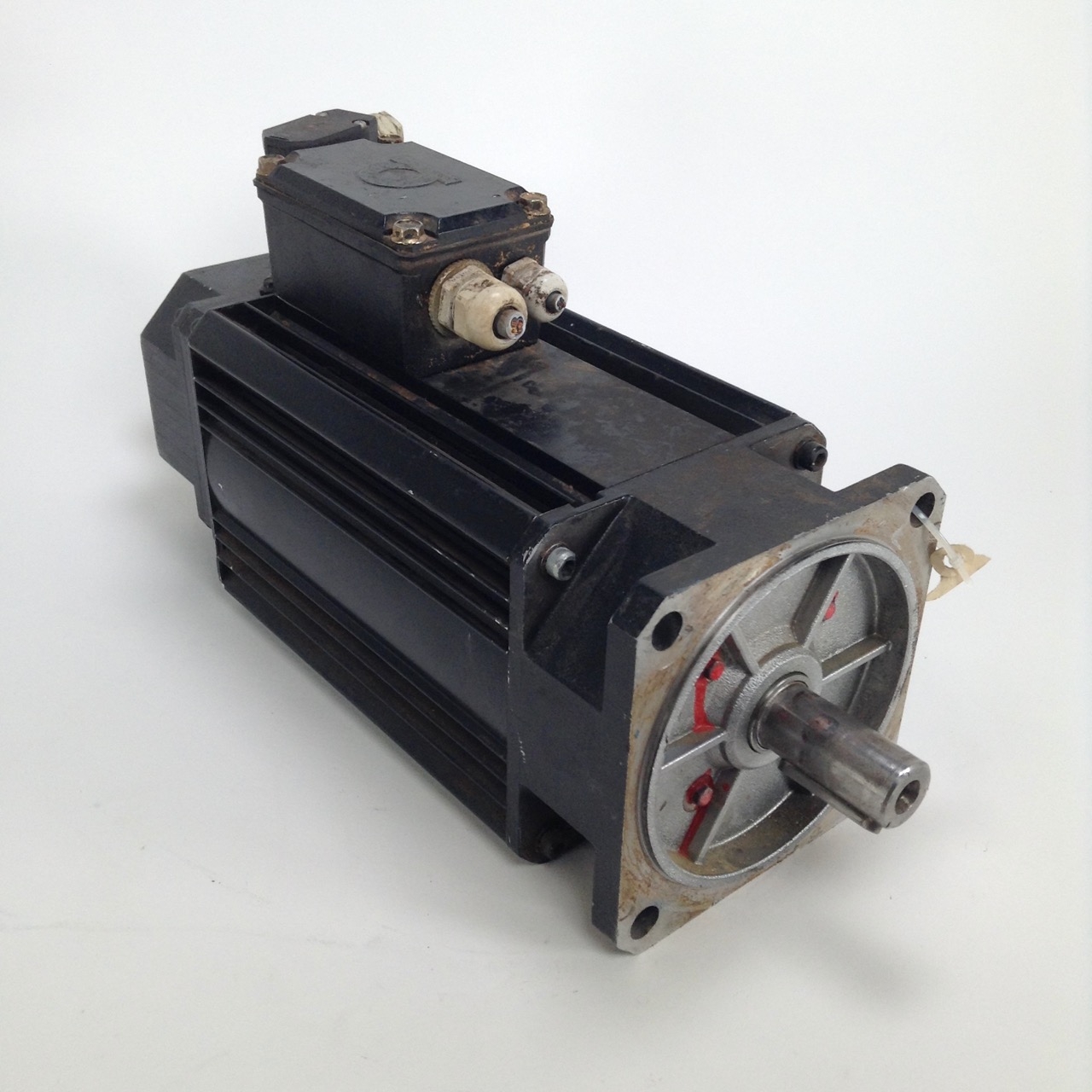 Baumuller DSG71-S Servo Motor DSG71 S 6,3kW 24V Used UMP