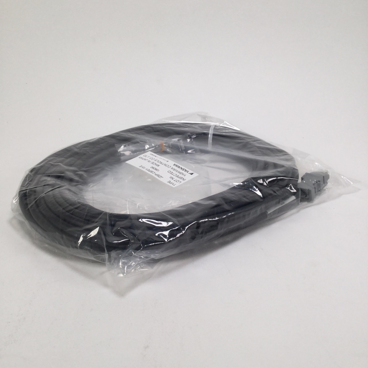 Yaskawa JZSP-CSP01-10-E Encoder Cable kabel New NFP